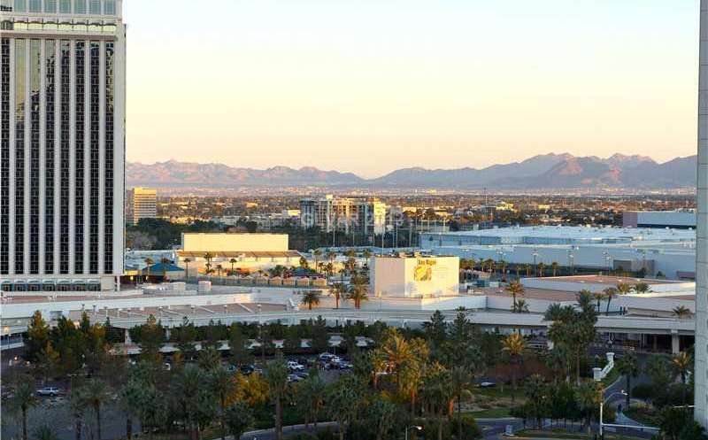 2747 Paradise Road #1405, Las Vegas, NV 89109 at Turnberry Place