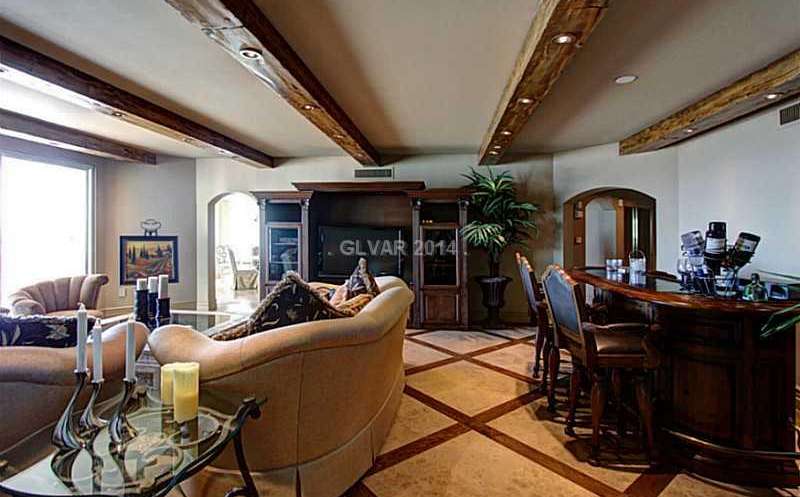 2747 Paradise Road #2003, Las Vegas, NV 89109 at Turnberry Place