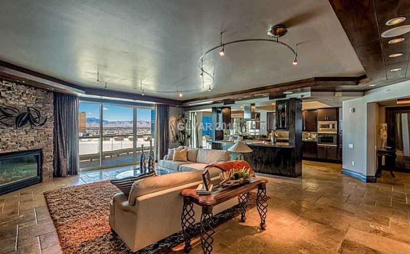 2747 Paradise Road #2502, Las Vegas, NV 89109 at Turnberry Place