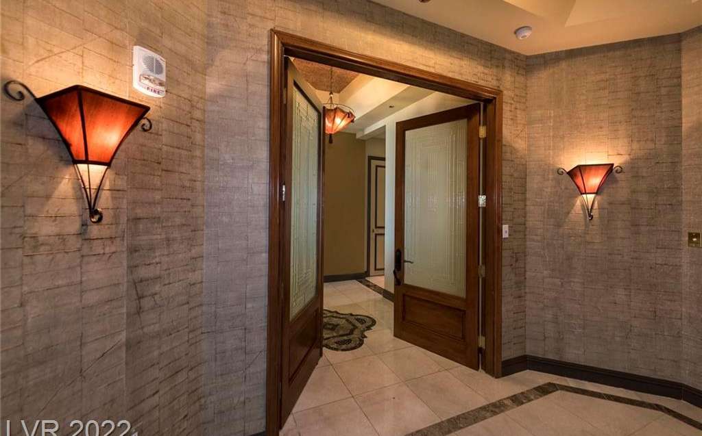 2747 Paradise Road #2601, Las Vegas, NV 89109 at Turnberry Place