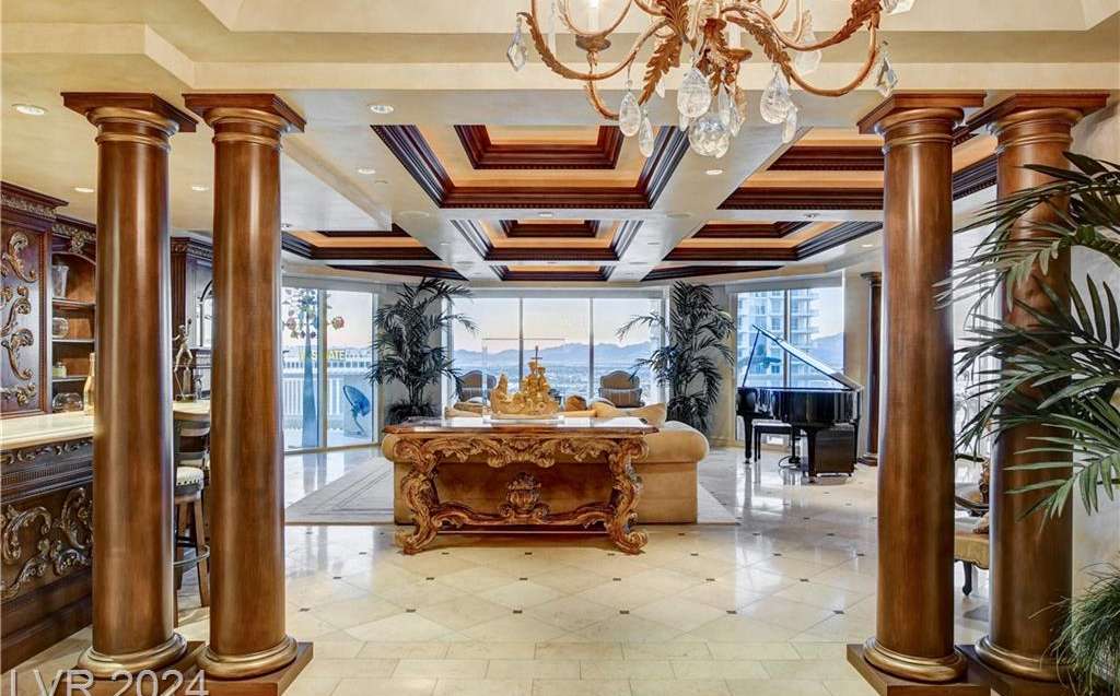 2747 Paradise Road #3303, Las Vegas, NV 89109 at Turnberry Place