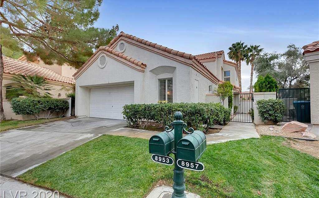 8953 Diamond Falls Drive, Las Vegas, NV 89117 in Canyon Gate in Las Vegas