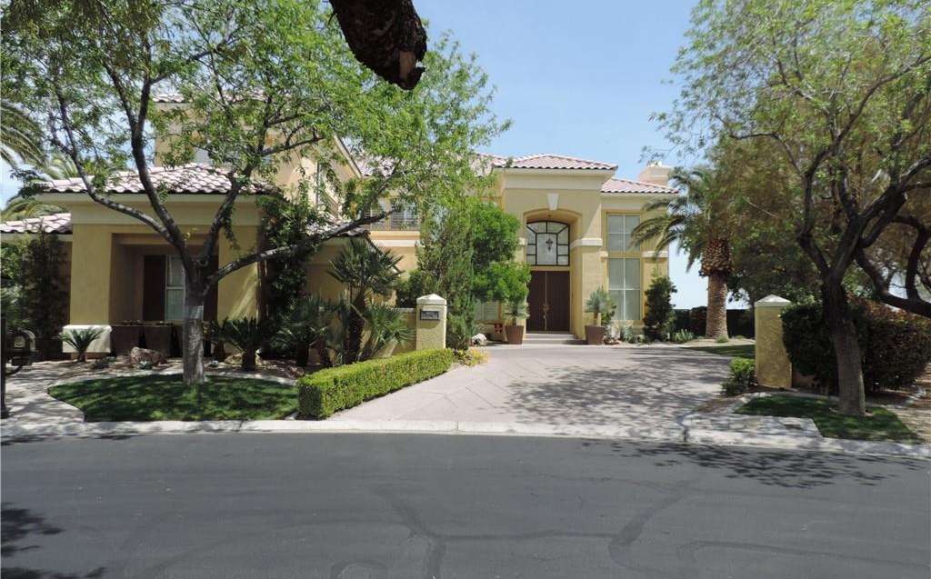 8900 Tavistock Court, Las Vegas, NV 89134 in Country Club Hills in The ...