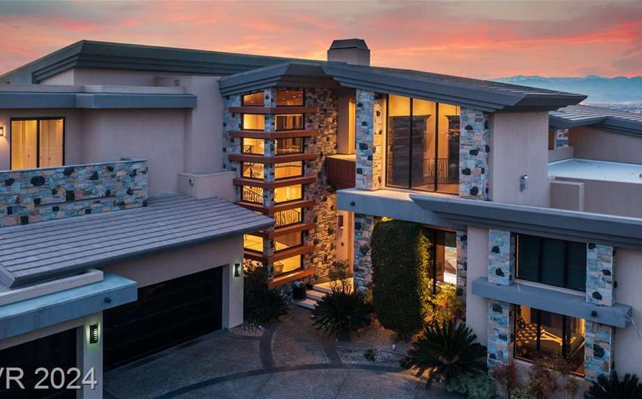 1382 Ruby Sky Court, Henderson, NV 89052 in Seven Hills in Henderson