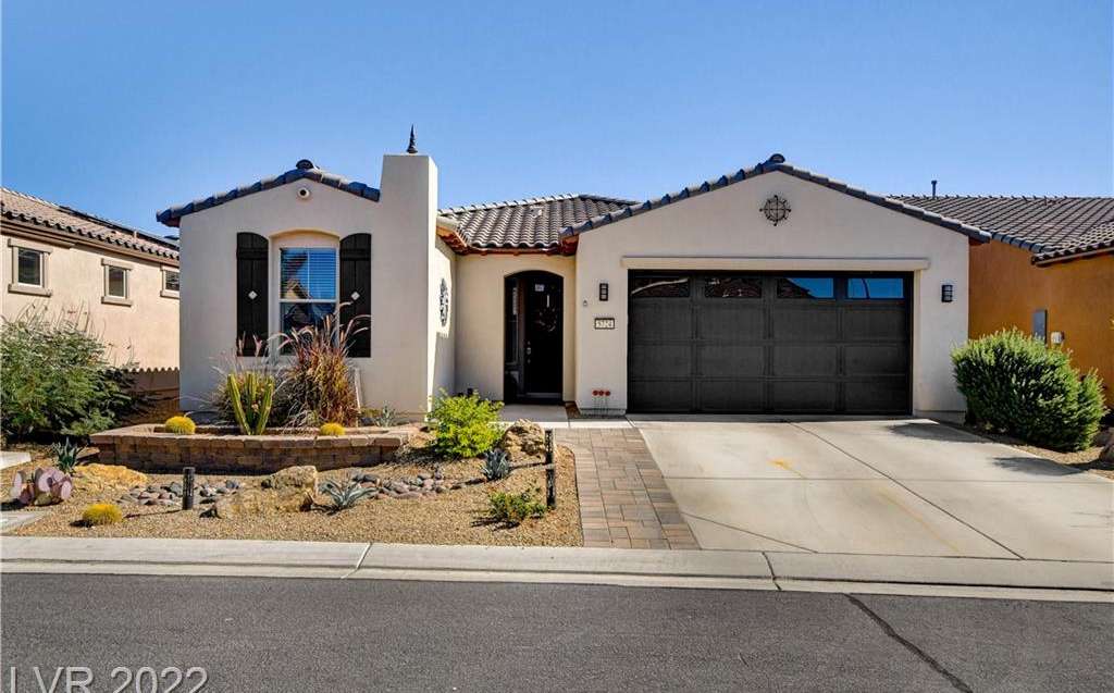 5724 Pinnacle Falls Street, North Las Vegas, NV 89081 in North Las Vegas