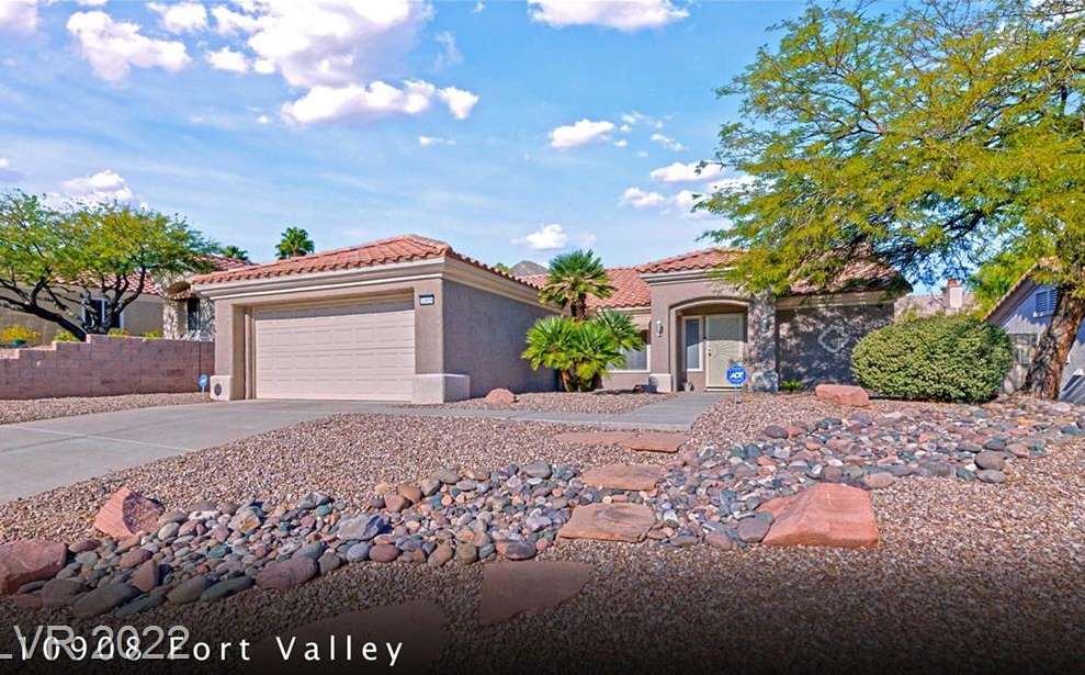 10908 Fort Valley Avenue, Las Vegas, NV 89134 in Sun City in Summerlin