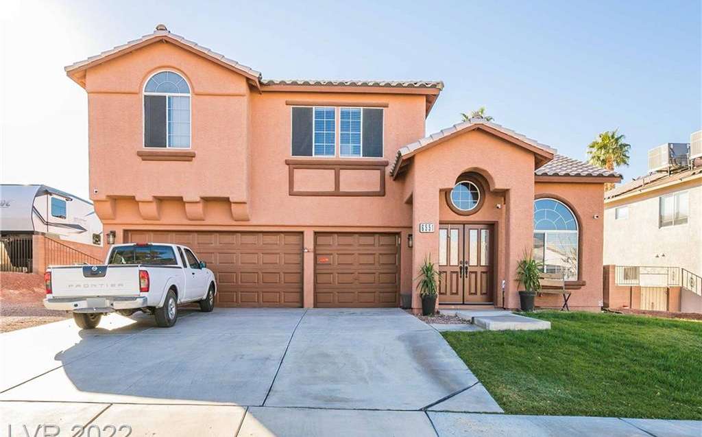 6551 Aurora Dawn Drive, Las Vegas, NV 89142 in Las Vegas