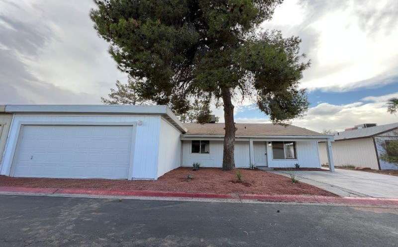 4785 Primavera Street, Las Vegas, NV 89122 in Las Vegas