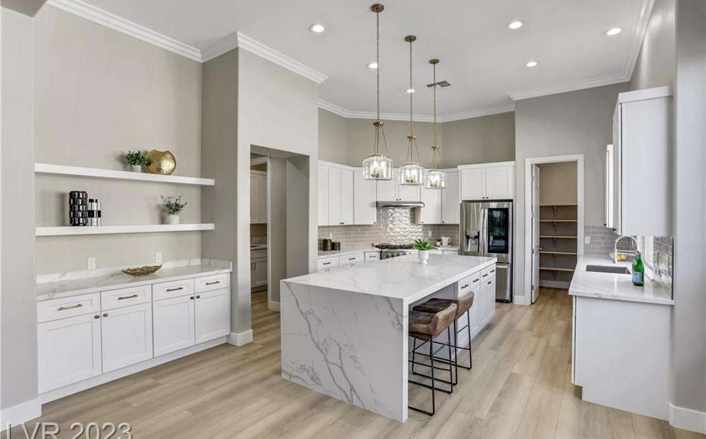 10017 Mirada Drive, Las Vegas, NV 89144 in Aventura in The Canyons