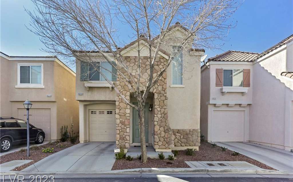 8213 Annual Ridge Street, Las Vegas, NV 89139 in Las Vegas