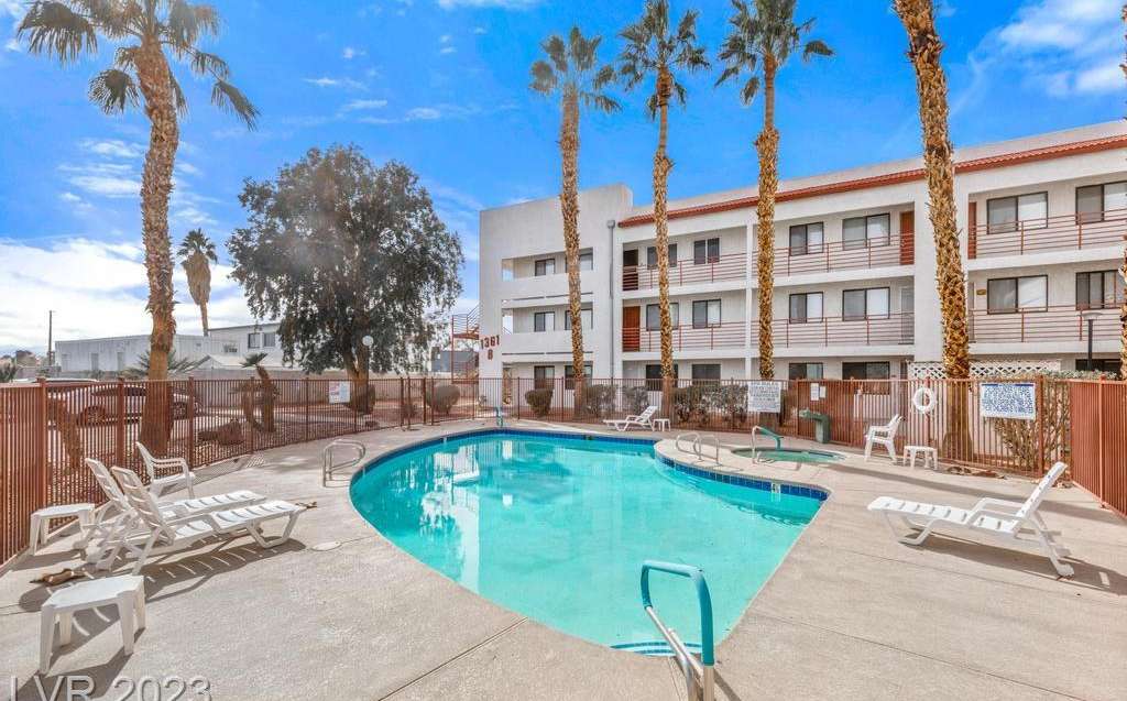 1381 East University Avenue #207, Las Vegas, NV 89119 in Las Vegas