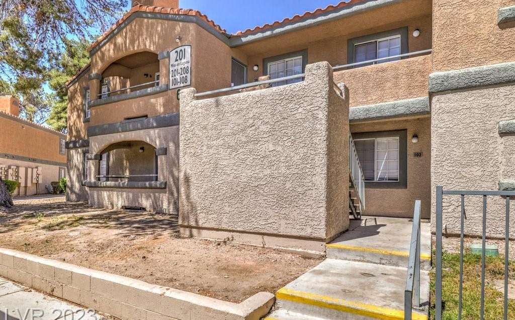 201 Mission Laguna Lane #201, Las Vegas, NV 89107 in Las Vegas