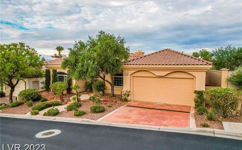 7 Avenida Fiori , Henderson, NV 89011 in Lake Las Vegas in Henderson
