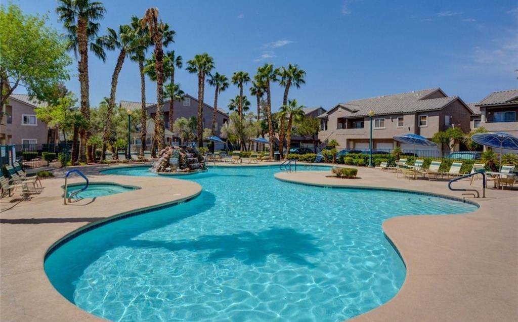 2000 Jasper Bluff Street #203, Las Vegas, NV 89117 in Las Vegas