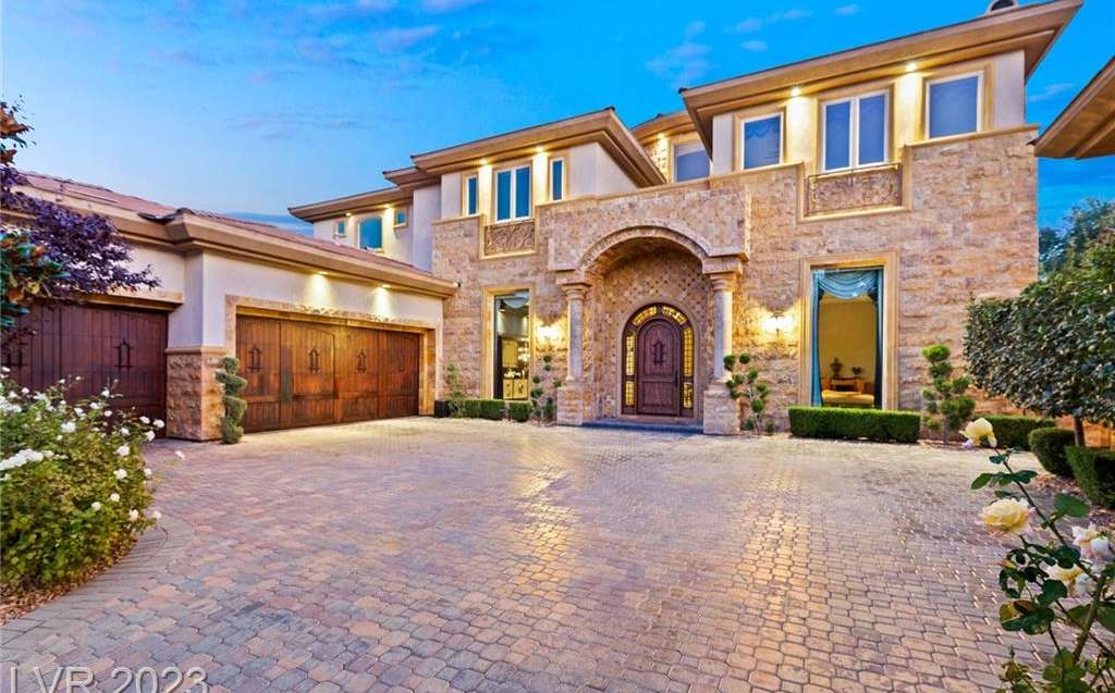 10317 Summit Canyon Drive, Las Vegas, NV 89144 in Bellacere in The Canyons