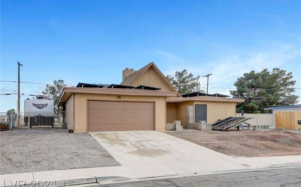 5501 Club House Drive, Las Vegas, NV 89142 in Las Vegas