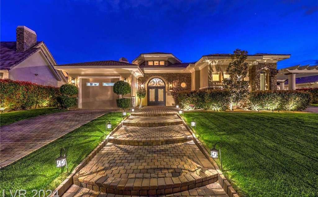 1361 Opal Valley Street, Henderson, NV 89052 in Seven Hills in Henderson