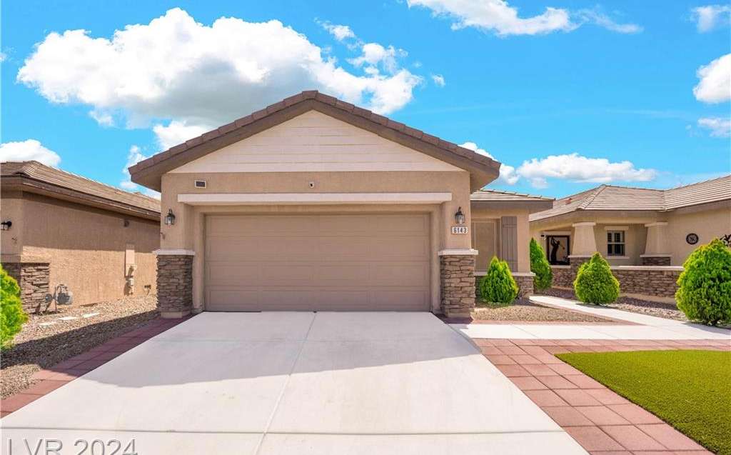 6143 Saddle Horse Avenue, Las Vegas, NV 89122 in Las Vegas