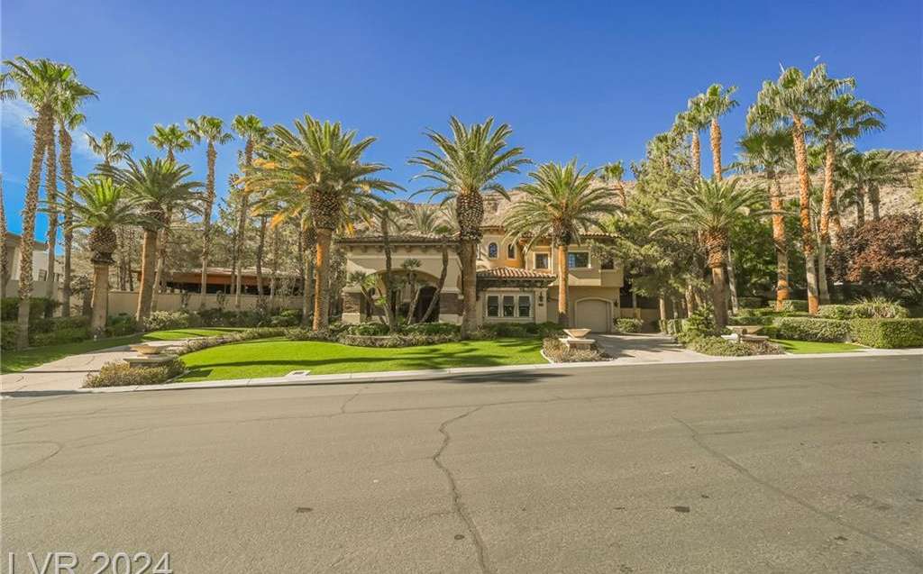 2537 Red Arrow Drive, Las Vegas, NV 89135 in Red Rock Country Club in ...