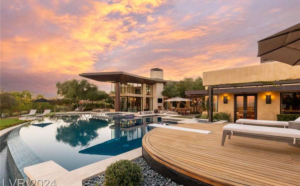 5 Promontory Ridge Drive, Las Vegas, NV 89135 in The Ridges in Summerlin