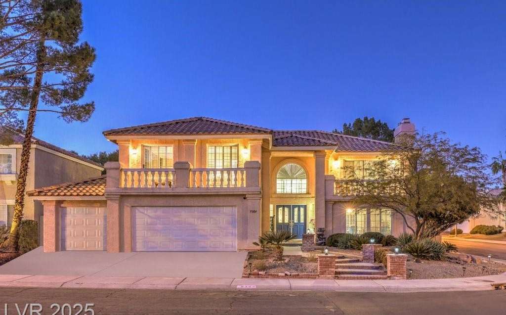 9304 Angelfish Drive, Las Vegas, NV 89117 in The Lakes in Las Vegas