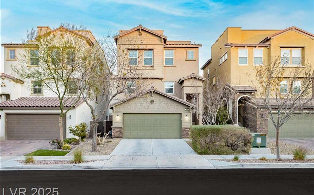 368 Gracious Way, Henderson, NV 89011 in Henderson