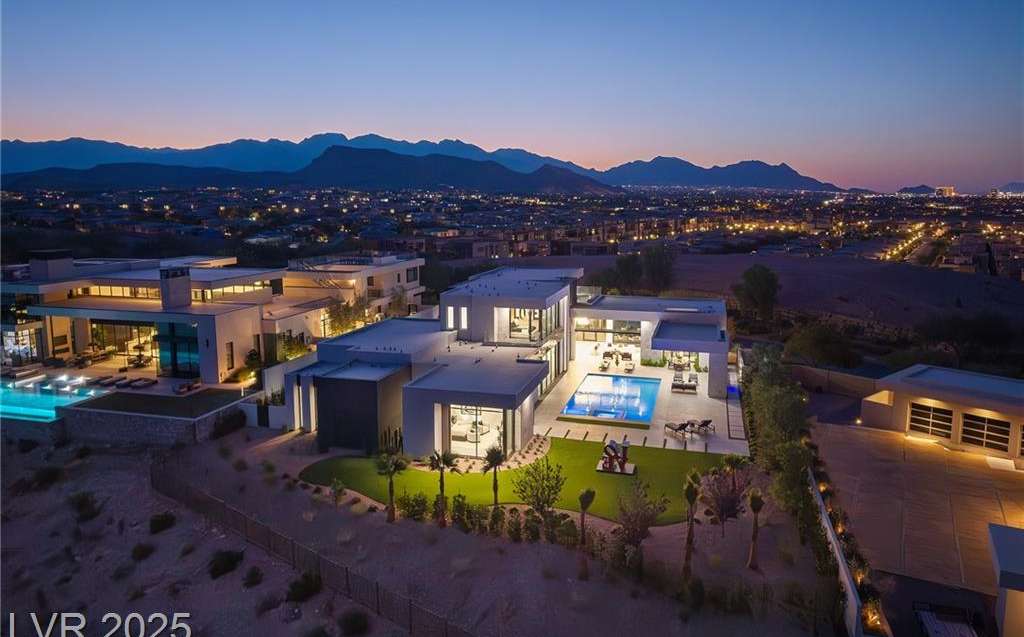 10891 Stardust Drive, Las Vegas, NV 89135 in Summit Club in Summerlin