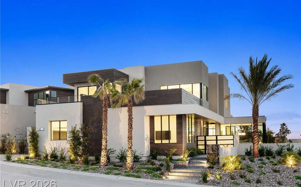 521 Overlook Rim Drive, Henderson, NV 89012 in Henderson