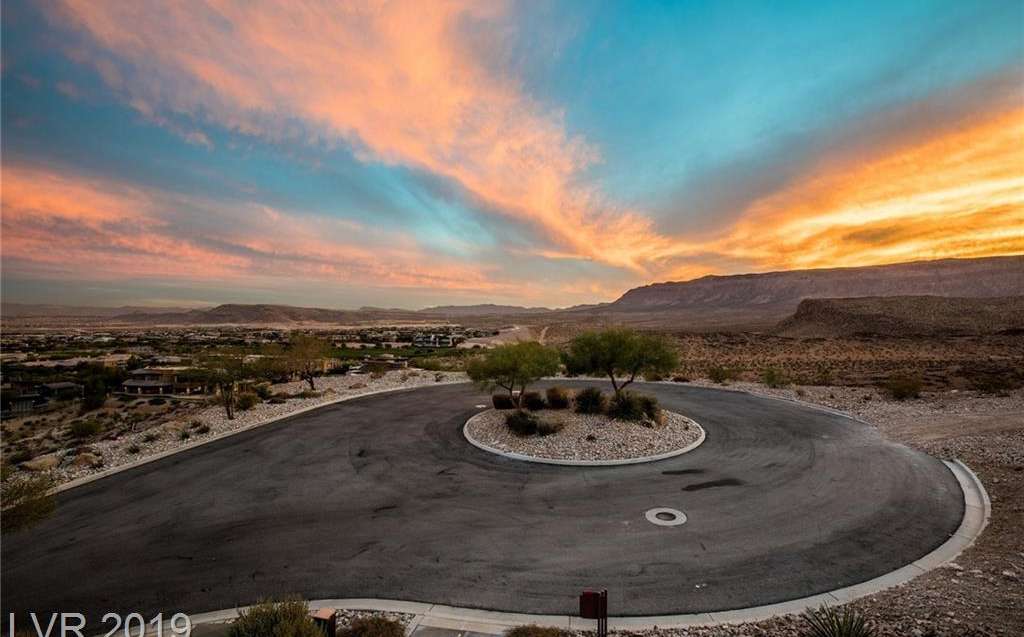 1 Promontory Pointe Lane, Las Vegas, NV 89135 in The Ridges in Summerlin